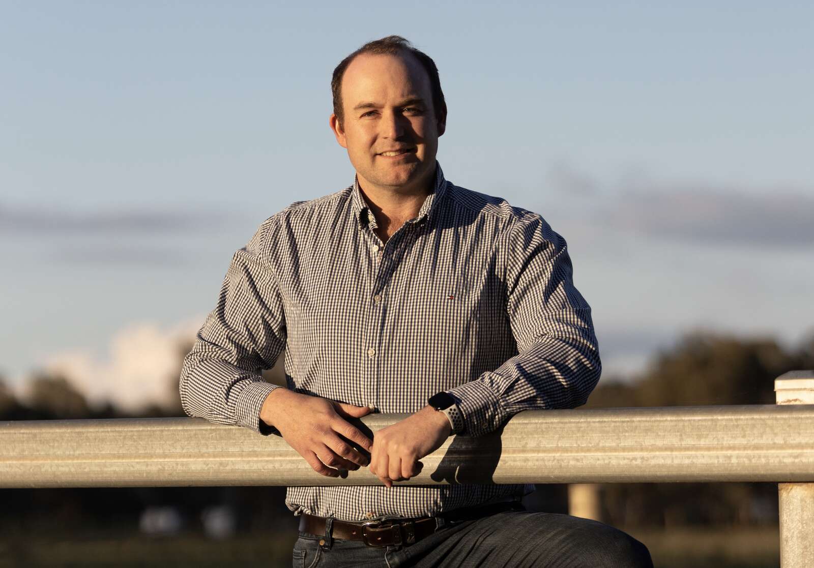 Hearn promises running a business would be easier under a Liberal ...