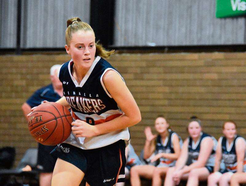 Riley controls the pace for the Lady Breakers | Country News