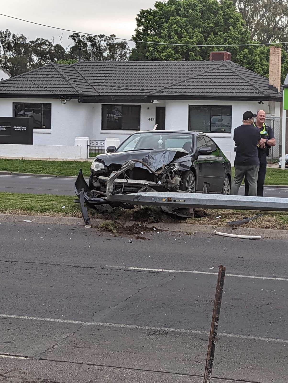 Vehicle slams into lamp post | Shepparton News