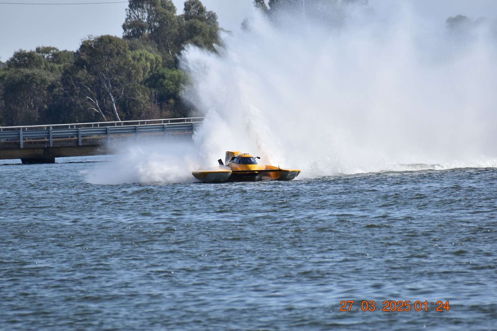 Huge boat race spectacular | Yarrawonga Chronicle